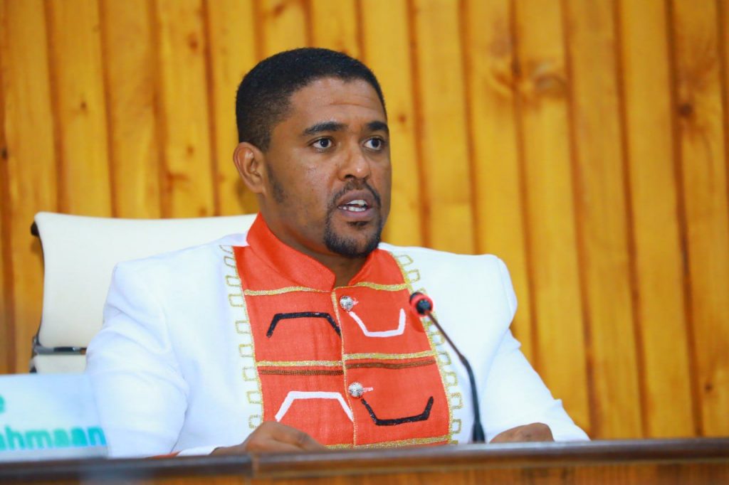 Pirojektoonni invastimantii kaappitaala Birrii bil. 93.5 galmeessan ...