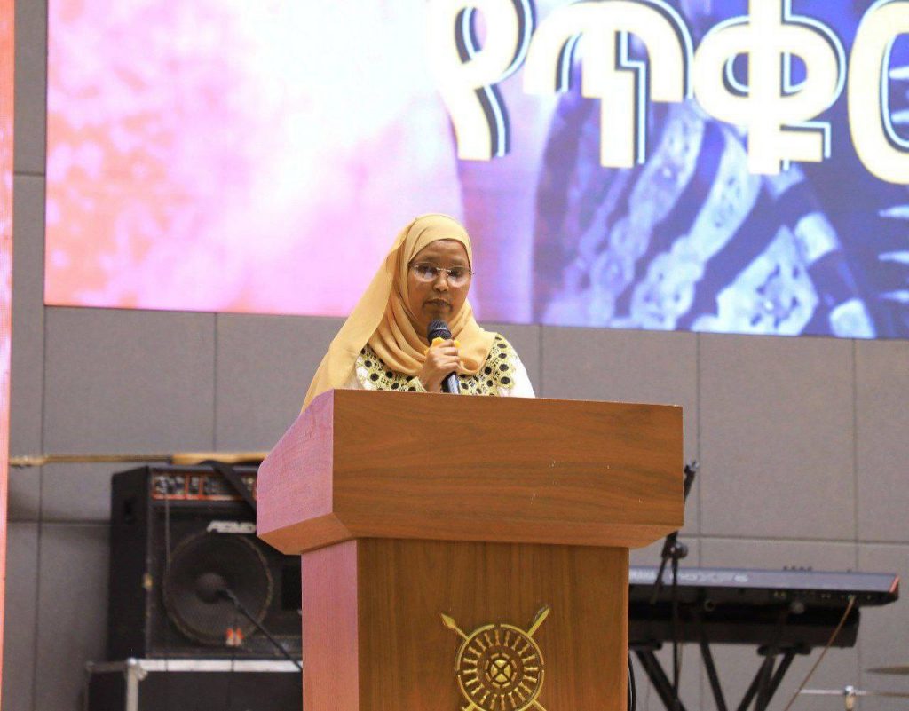 Injifannoo Adwaatti fayyadamuun qormaatilee ceenee biyya cimtuu ijaaruu ...