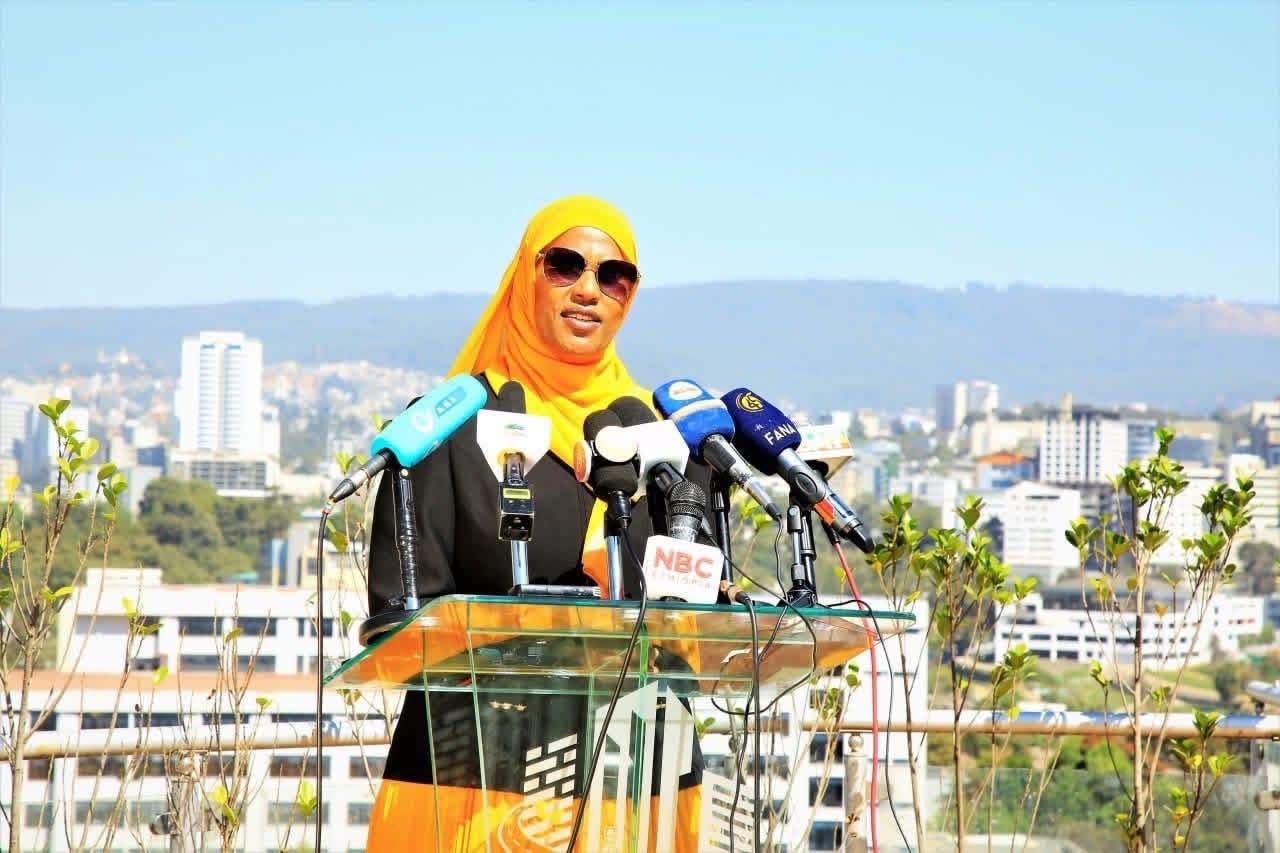 Tullu Arara Moodel Mandar Kalah Tan Dariifal Abinal Akah Assannah Taama ...