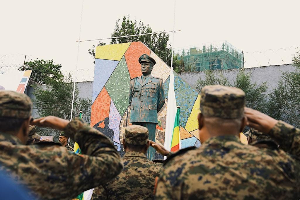 Statue of the late ENDF chief of general staff Gen. Se’are unveiled in ...