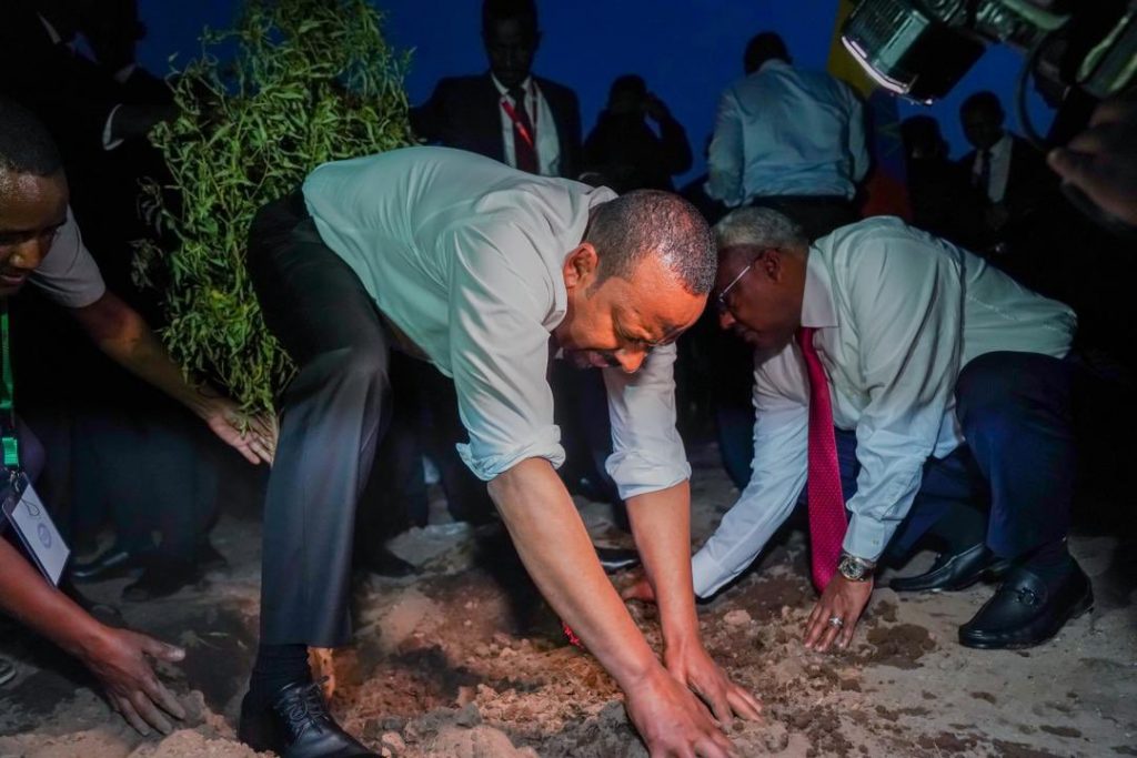 PM Abiy Ahmed participates in Green Legacy Initiative led tree planting ...