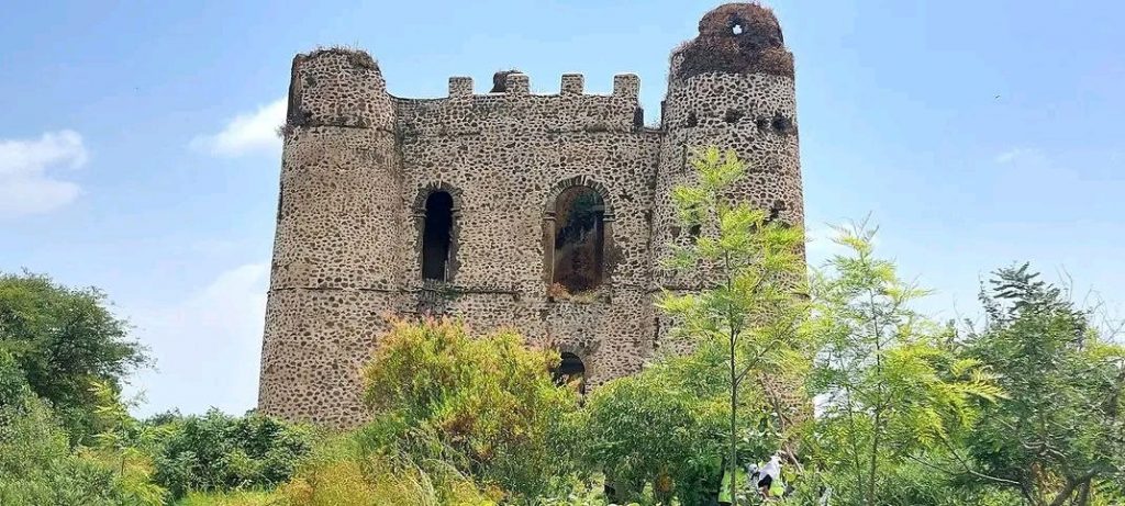 Guzara Castle Renovation project underway at a cost of 35 million birr ...