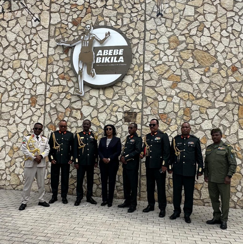ENDF chief of staff visits Athlete Abebe Bikila memorial plaque in Rome – Welcome to Fana Media ...